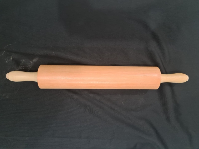 ROLO DE MADEIRA 35CM por R$140,00