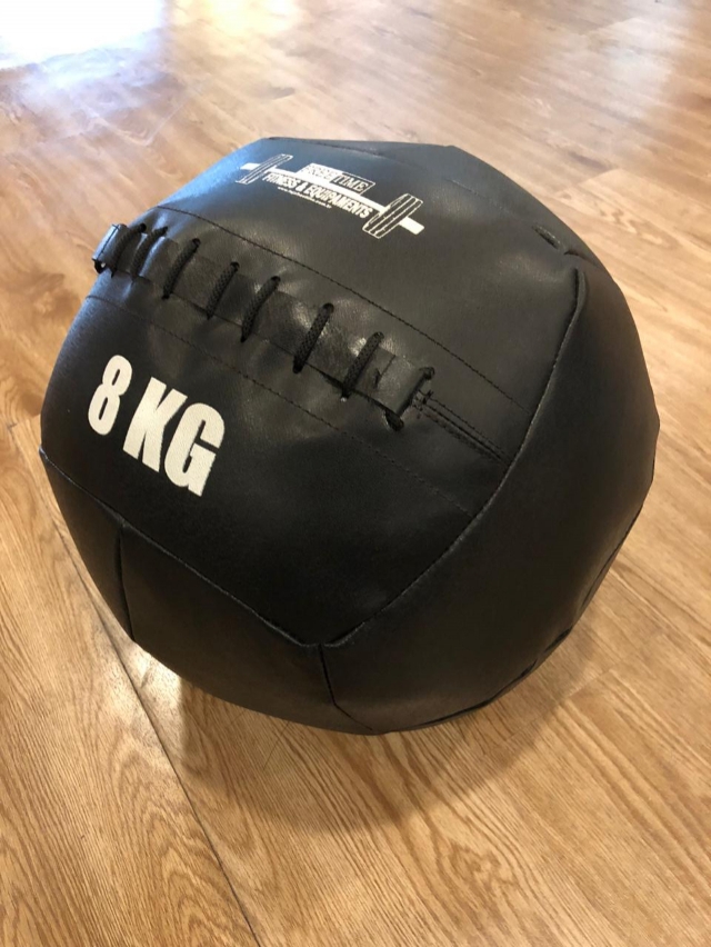 Wall Ball 8kg ONEAL por R$190,00