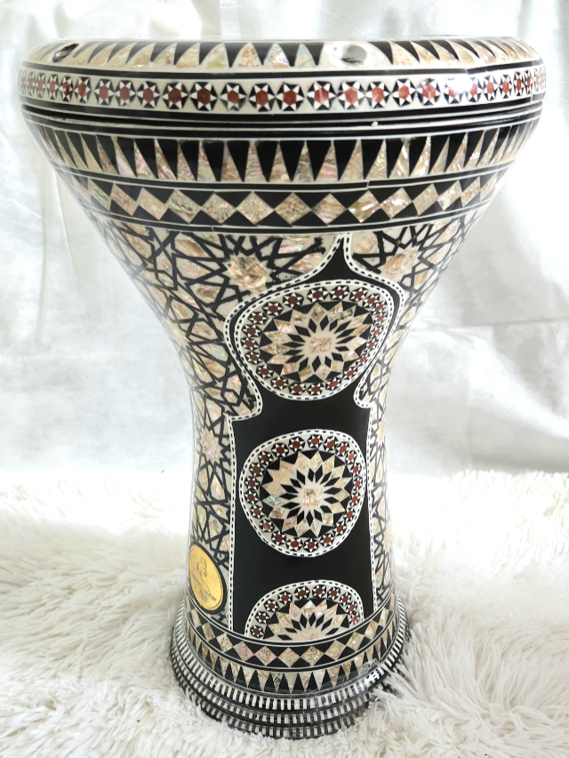 Derbake , Darbuka em Madreperola DRM 126 por R$2.400,00