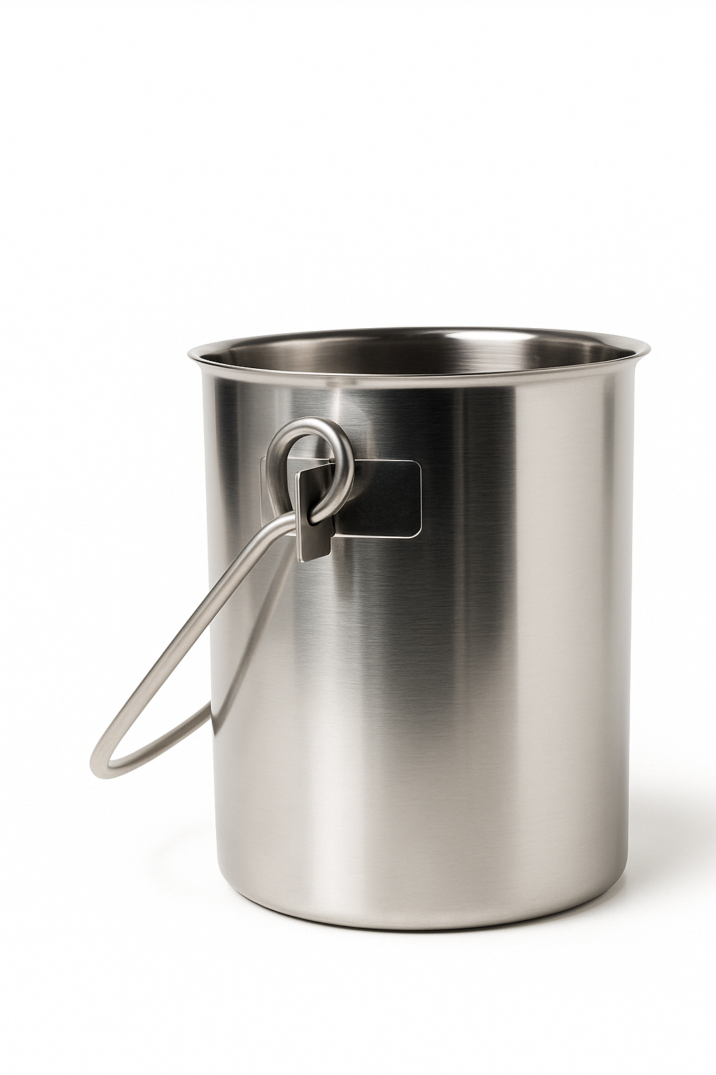 BALDE DE AÇO INOX CAP. 5 litros C/ALÇA (CÓD.27845) por R$694,26