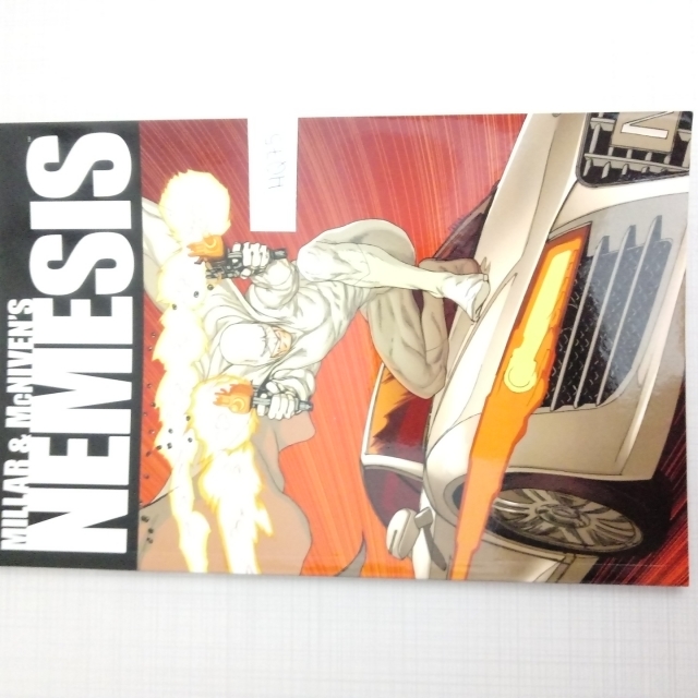 HQ Nemesis Mark Millar ~ Icon 2012 Marvel HQ75 por R$80,00