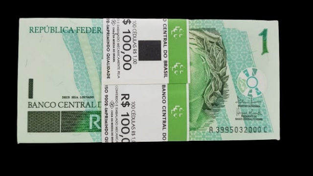 C254 Cédula Brasil de 1 Real Última Série 3995 - FE (1 UND) por R$20,00